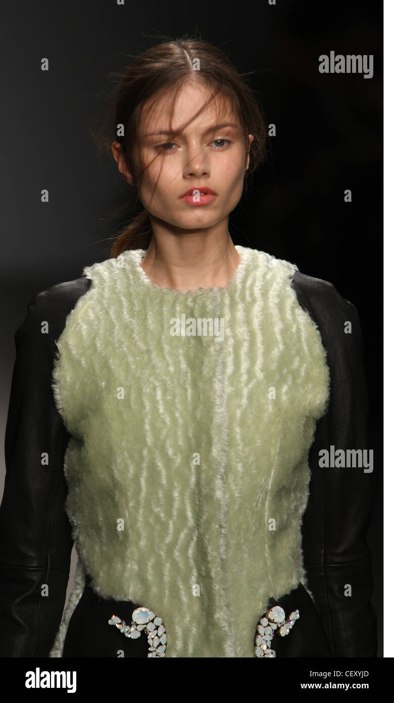 Royal courts justice london model hi-res stock photography and images ...