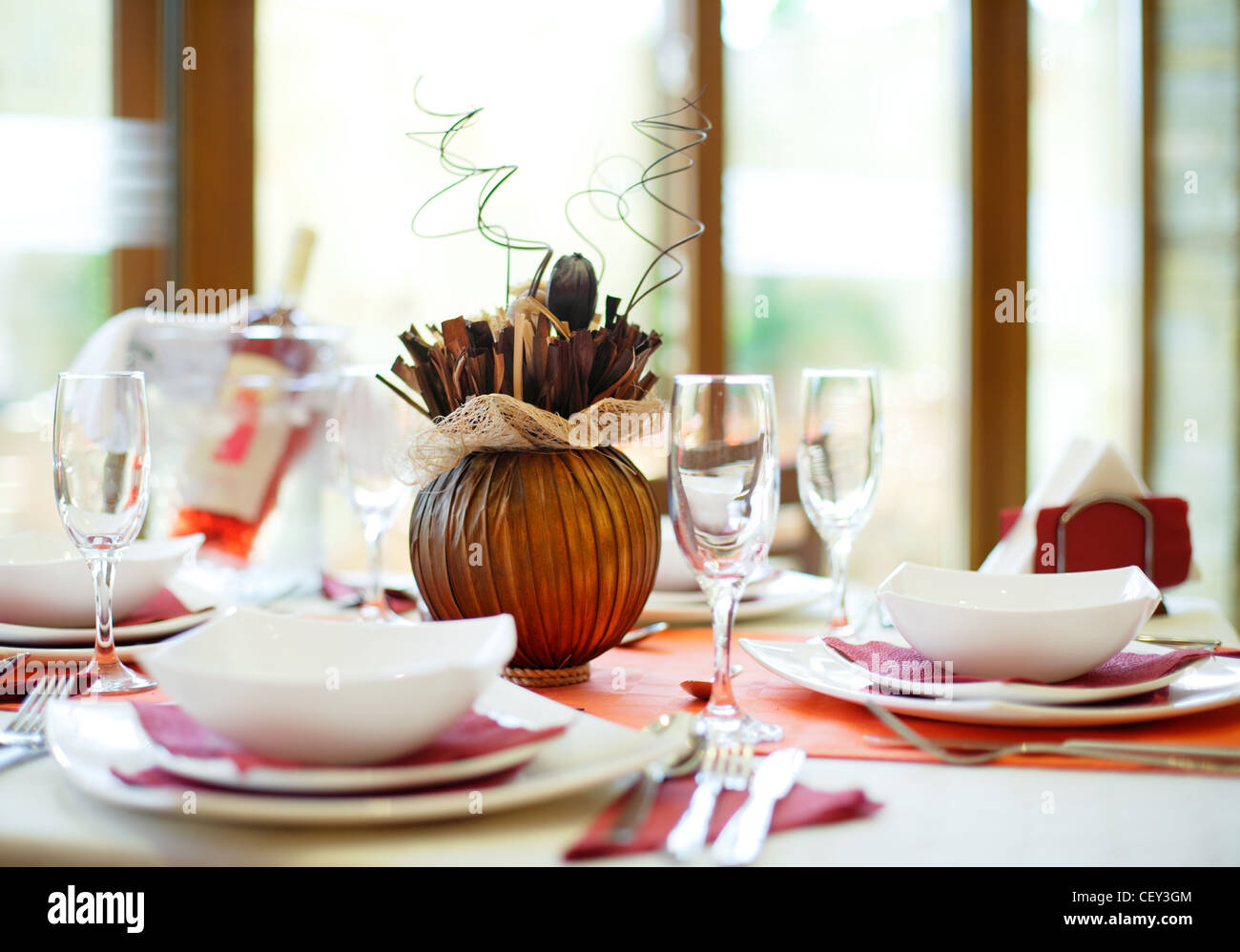 Table setup for official dinner Stock Photo - Alamy