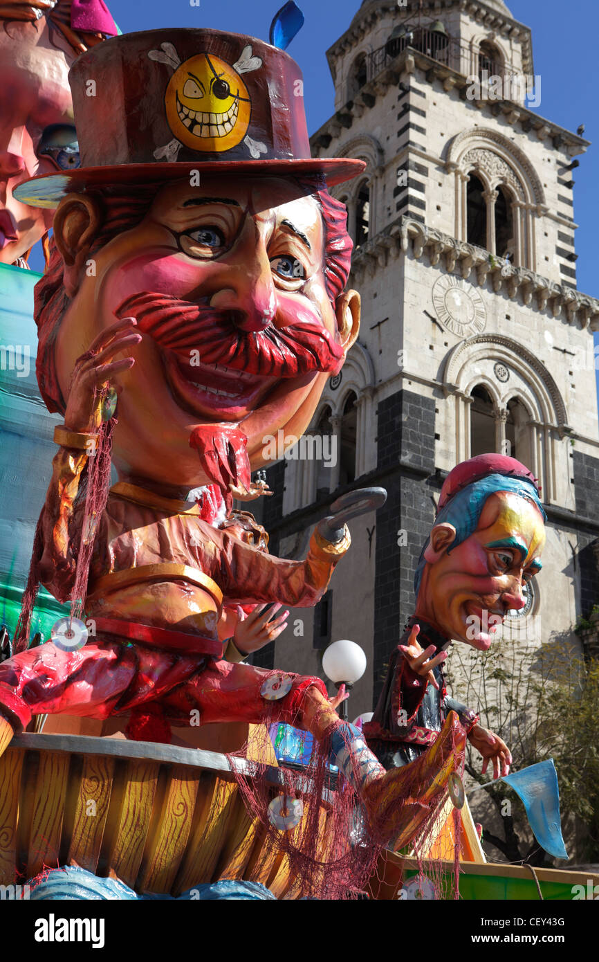 Traditional grotesque carts at Acireale Carnival, Catania, Sicily ...