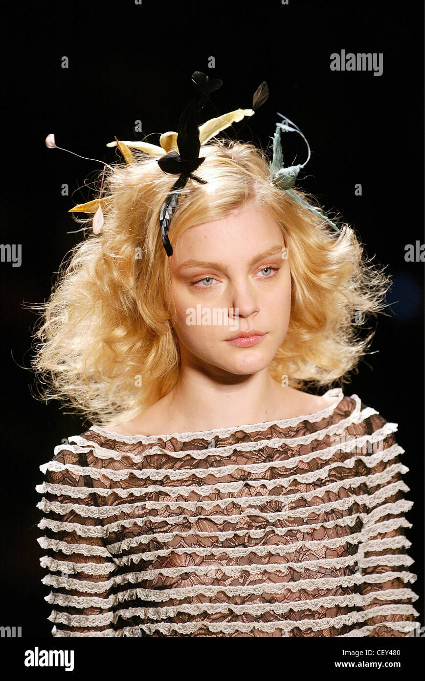 Winged female head hi-res stock photography and images - Alamy