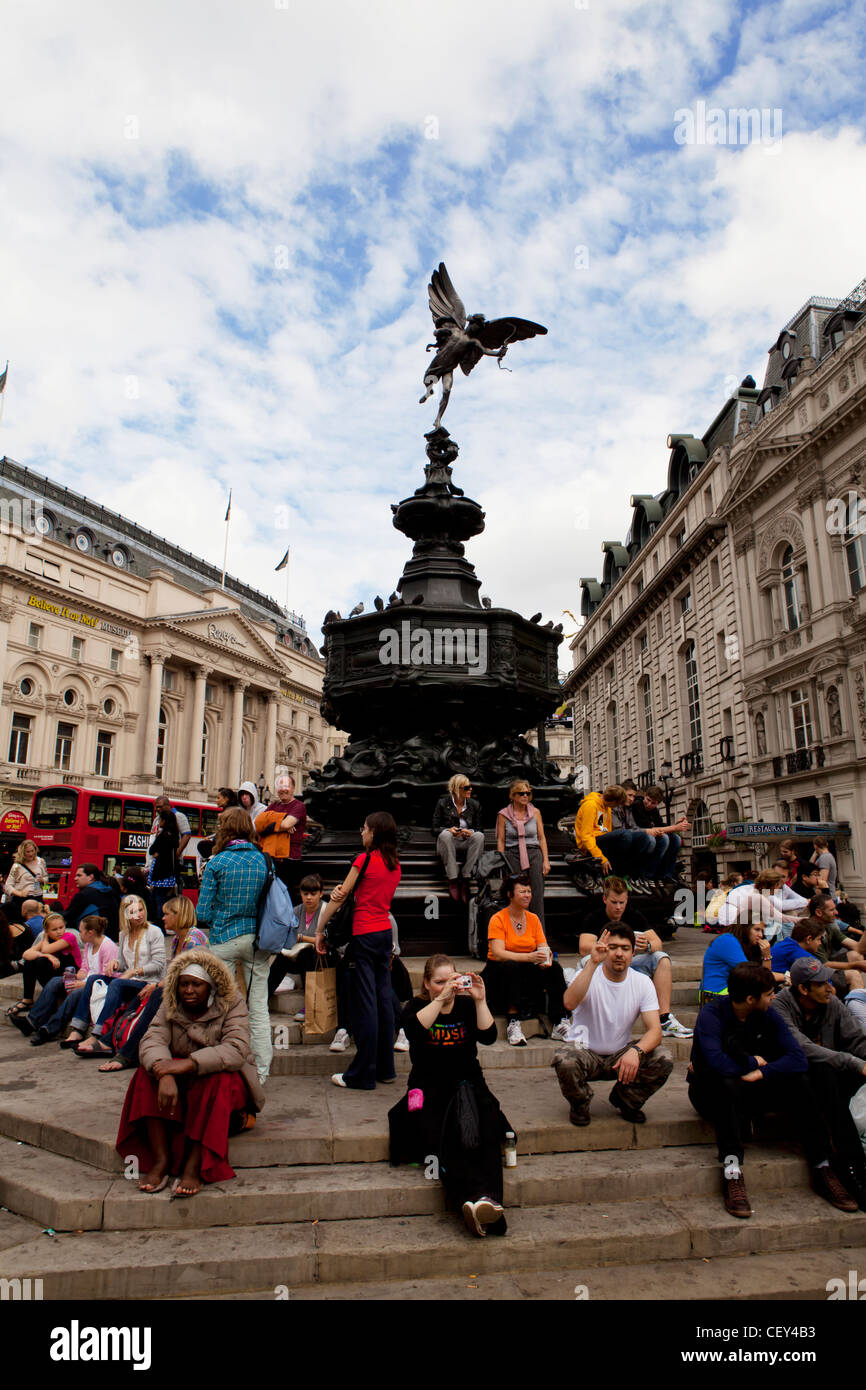 Piccadilly Circus Roundabout High Resolution Stock Photography and ...