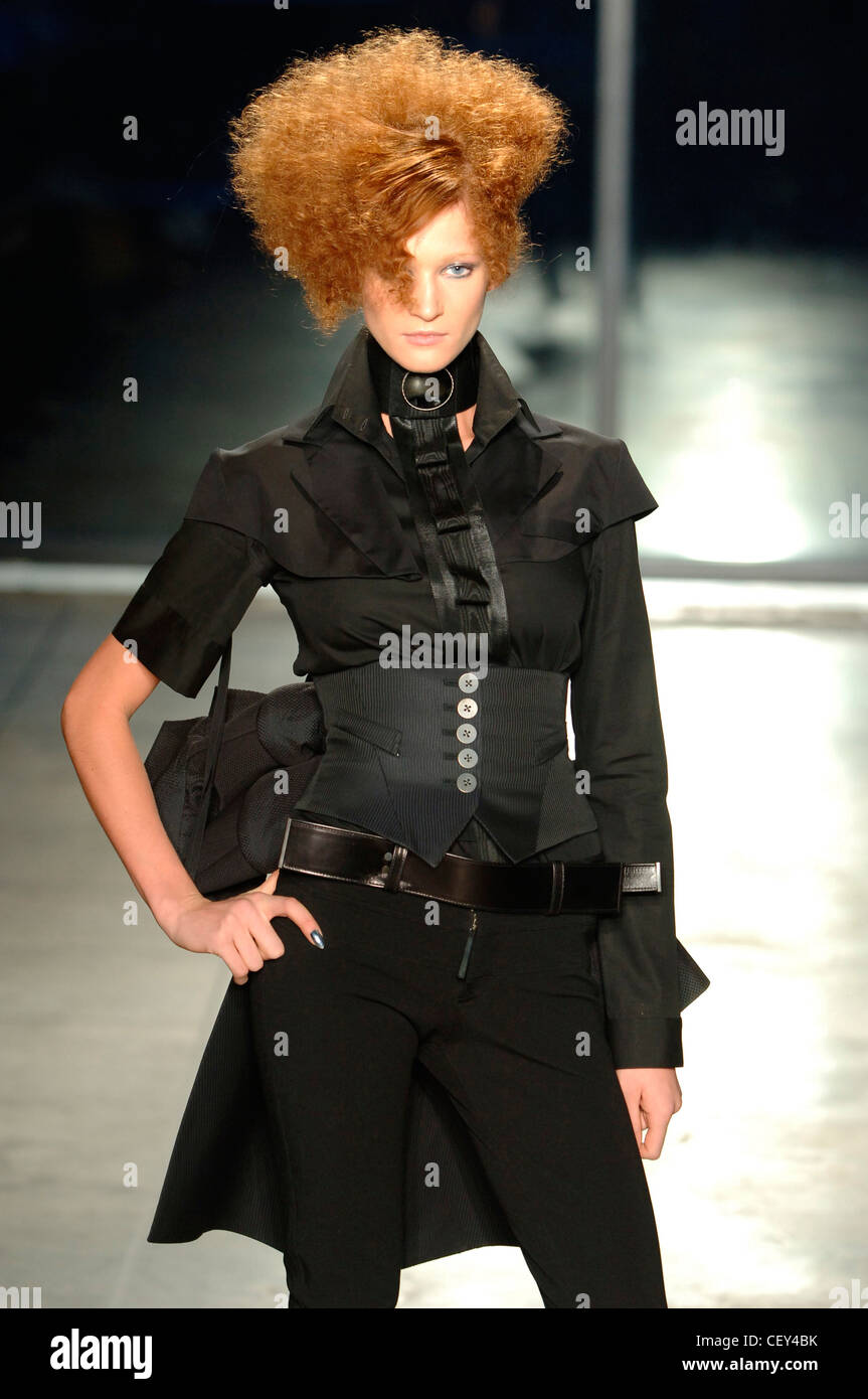Boudicca New York Ready to Wear Autumn Winter Red head female model ...