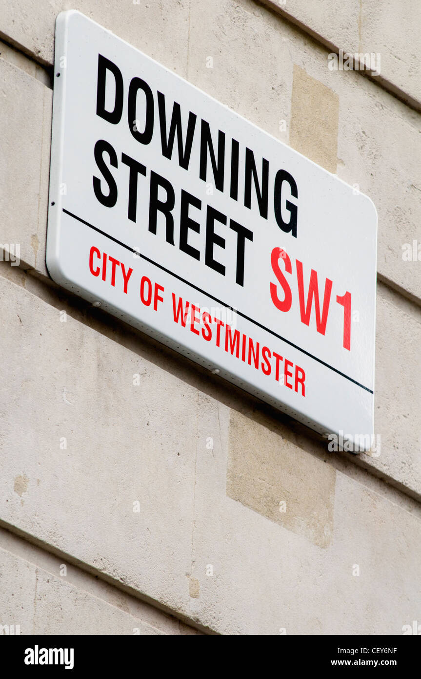 London street up detail hi-res stock photography and images - Alamy