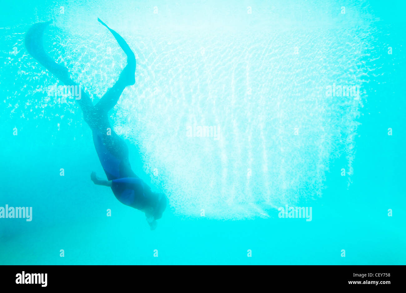 Scuba diver plunging sea hi-res stock photography and images - Alamy