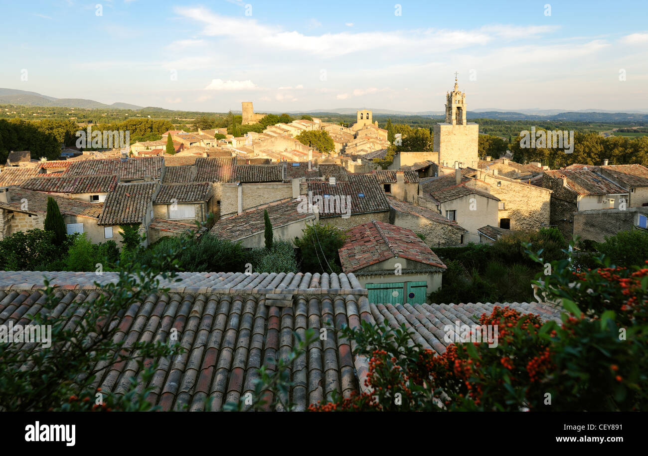 General view at sunset of the old French Provence village of Cucuron ...