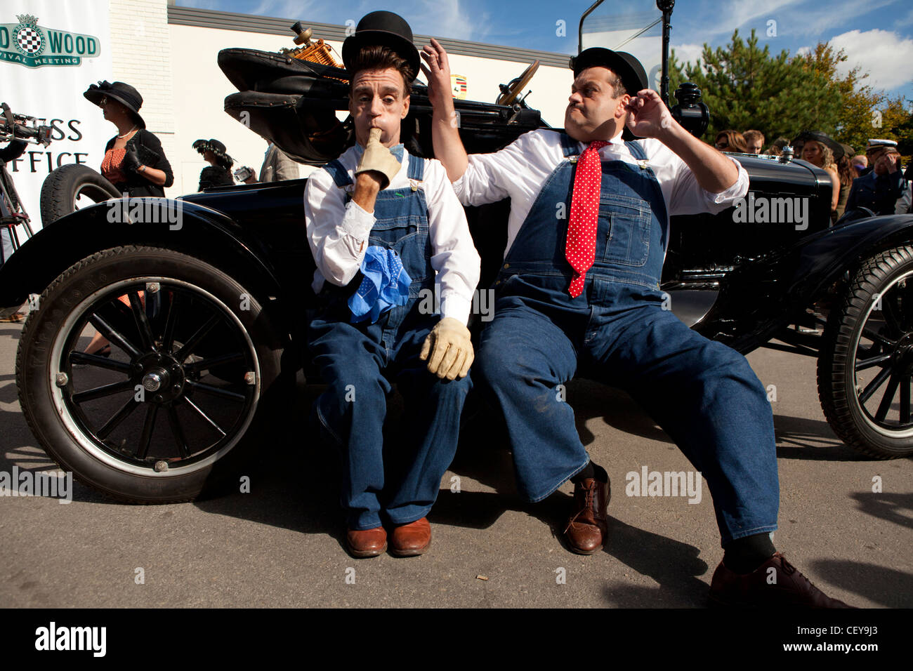 Laurel and hardy car hi-res stock photography and images - Alamy