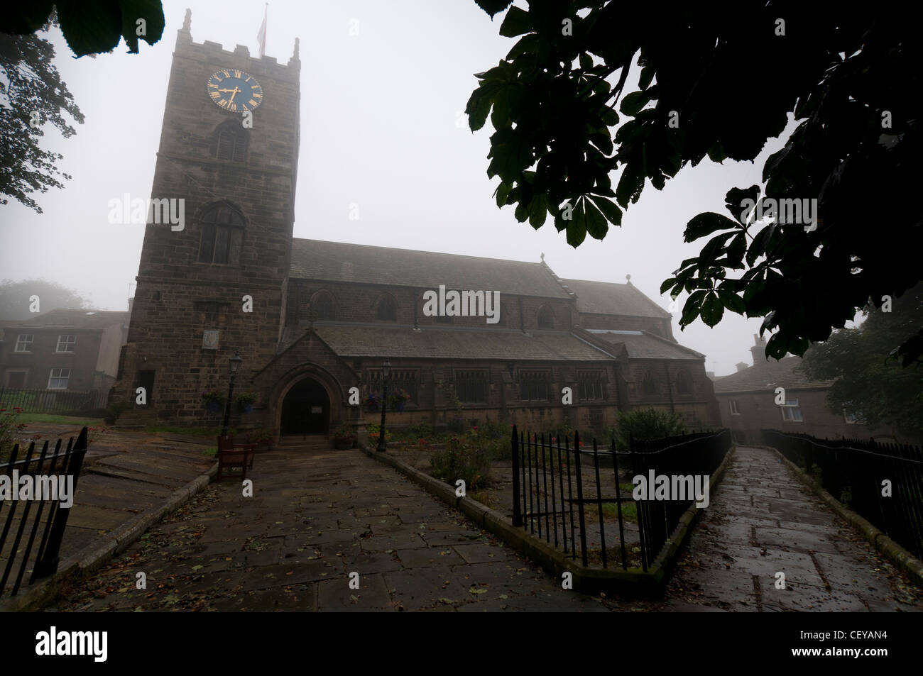 Autumn in haworth hi-res stock photography and images - Alamy