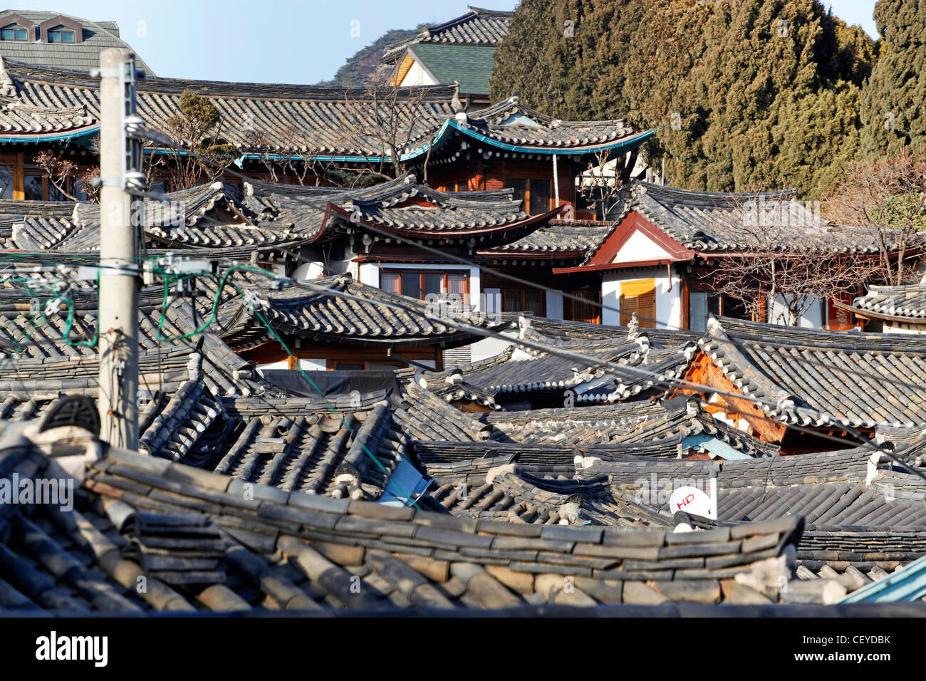 Korean roof tile hi-res stock photography and images - Alamy