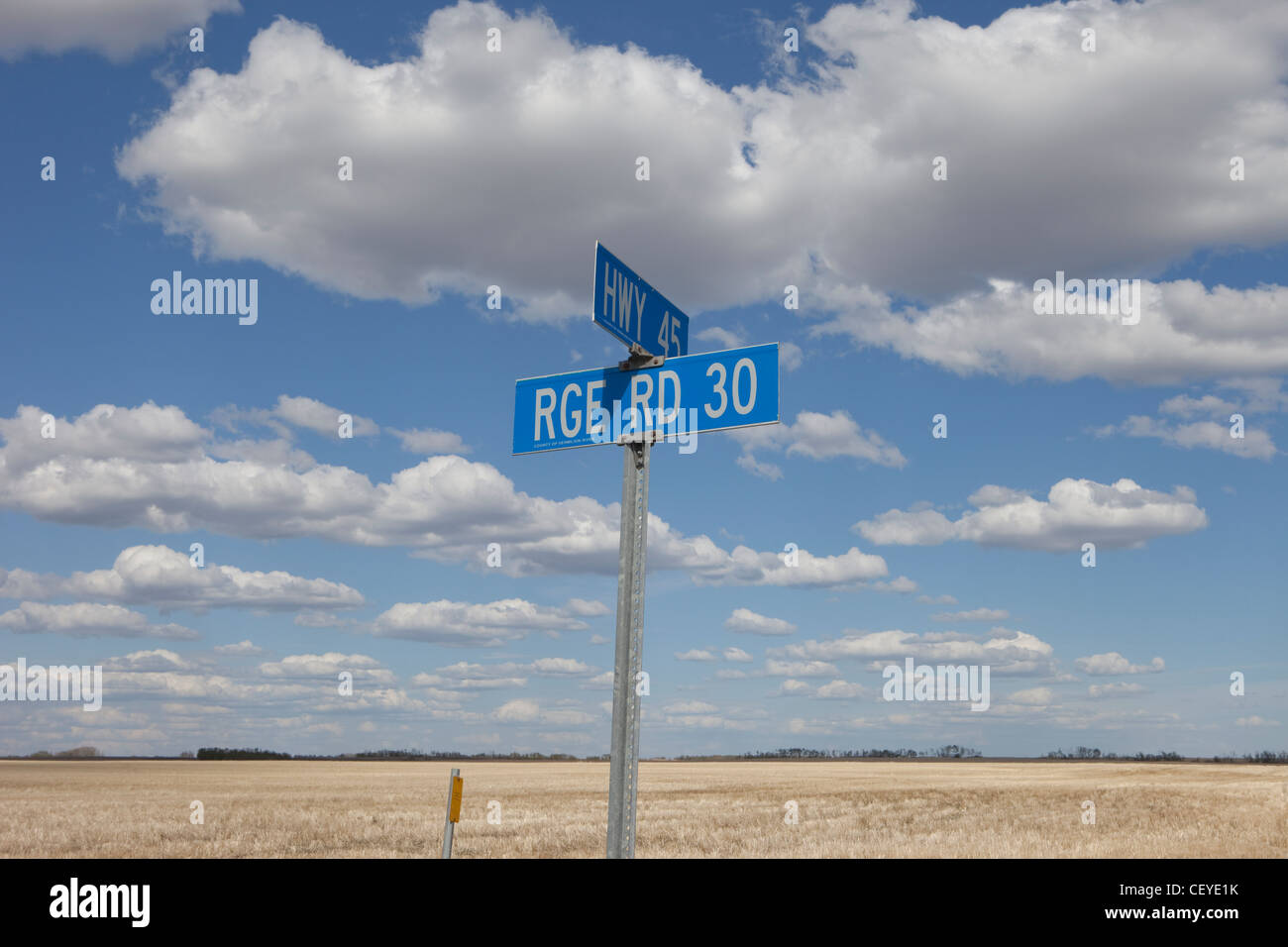 Rural signs hi-res stock photography and images - Alamy