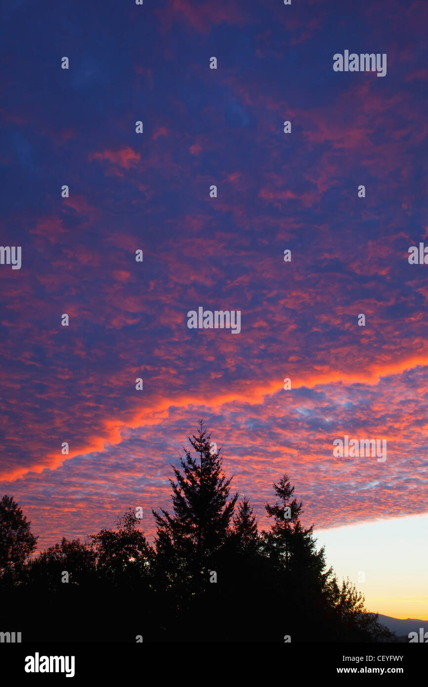 Dramatic low clouds over mount hi-res stock photography and images - Alamy