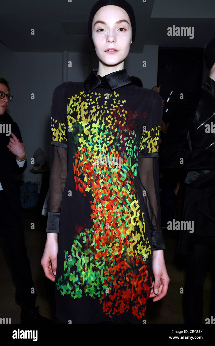 Jonathan Saunders Backstage New York Ready to Wear Autumn Winter Black ...