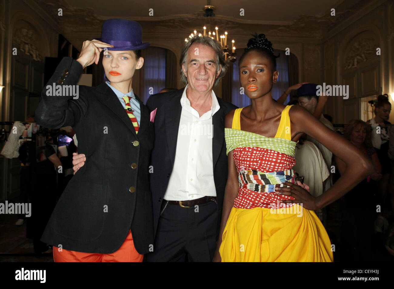 Paul Smith Women Backstage London Ready to Wear Spring Summer with two ...