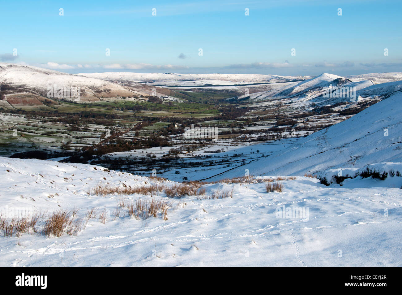 Pennine moors in winter hi-res stock photography and images - Alamy