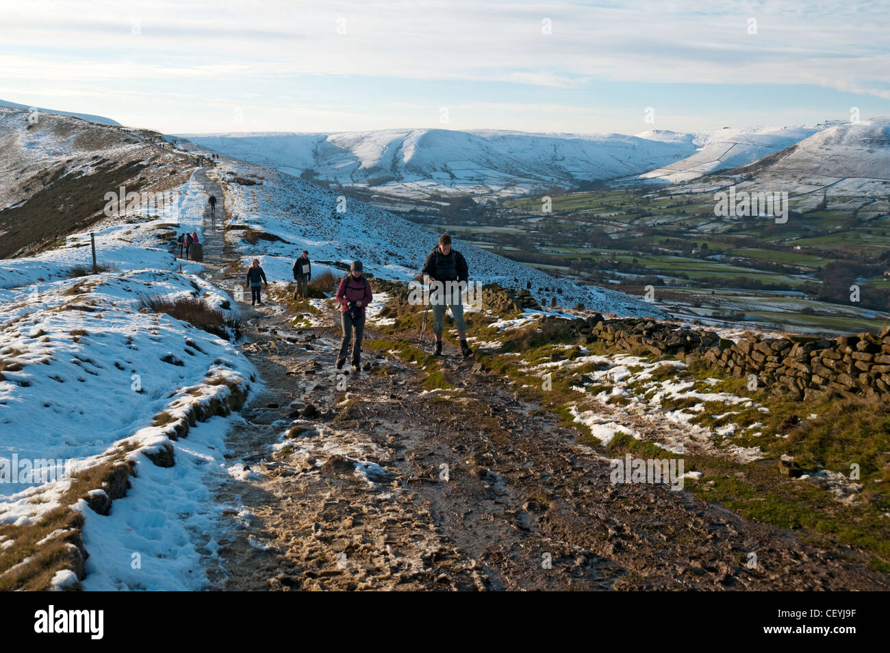 Edale and the Kinder Scout plateau from Barker Bank, near Hollins Cross ...