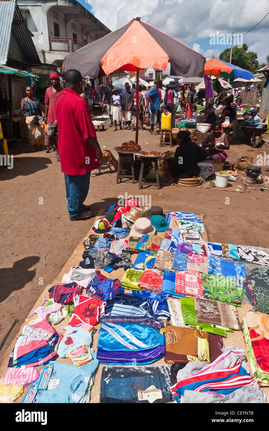 The market of Antalaha, eastern Madagascar Stock Photo - Alamy