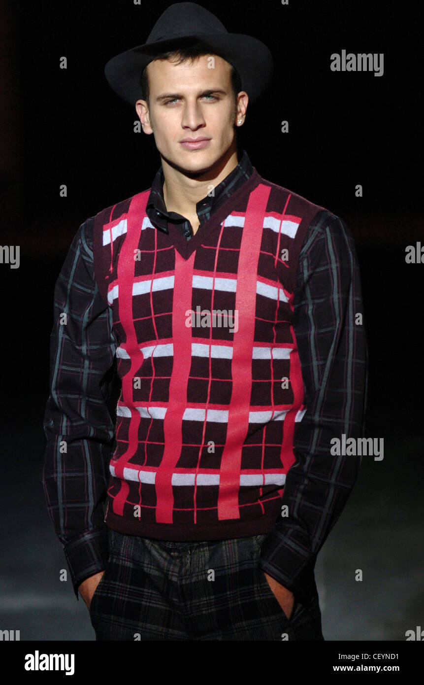 Armando Basi Paris Menswear Ready to Wear Autumn Winter Check print and ...