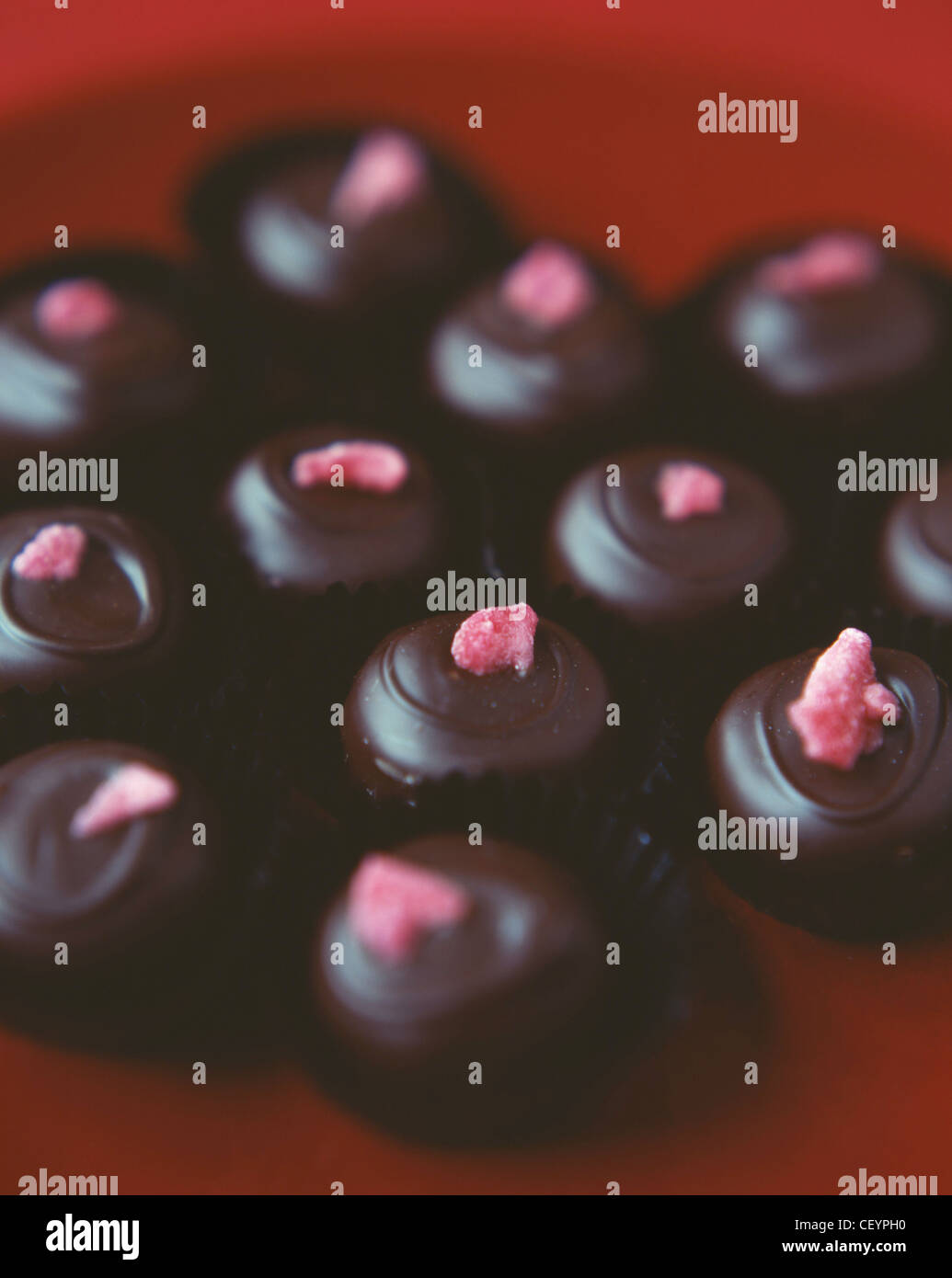 Red centred hi-res stock photography and images - Alamy