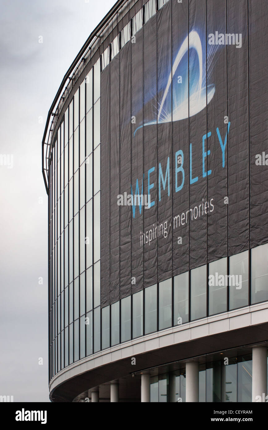 New wembley stadium hi-res stock photography and images - Alamy