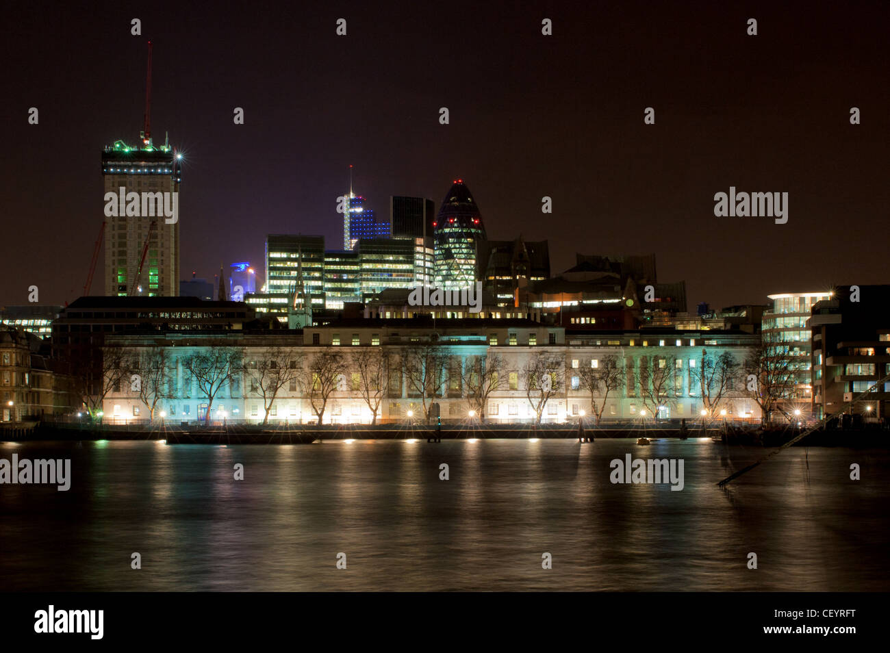 Custom House overlooking the river Thames in London Stock Photo - Alamy