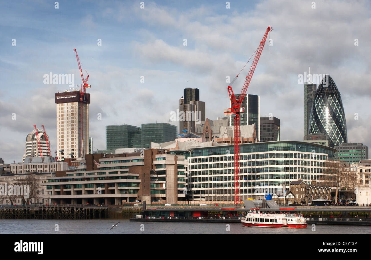 Work in london hi-res stock photography and images - Alamy