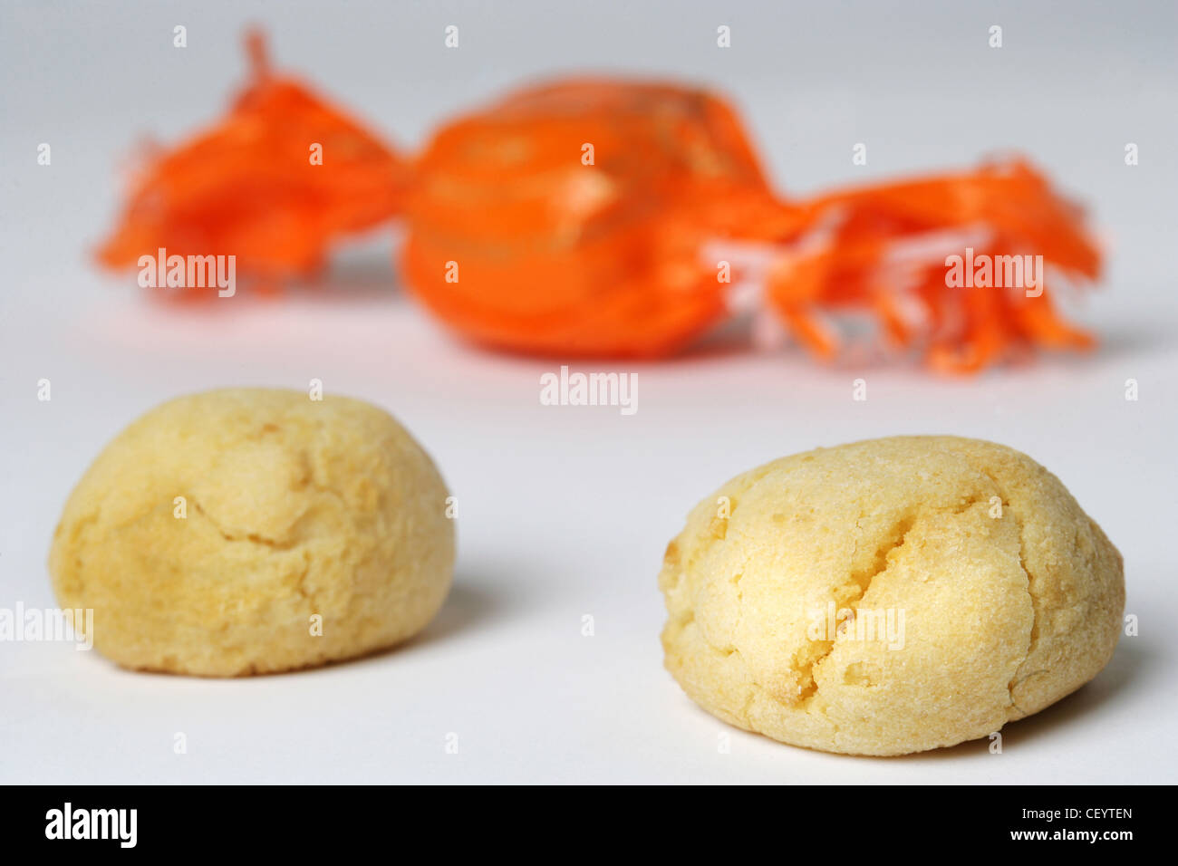 Wrapper image hi-res stock photography and images - Alamy