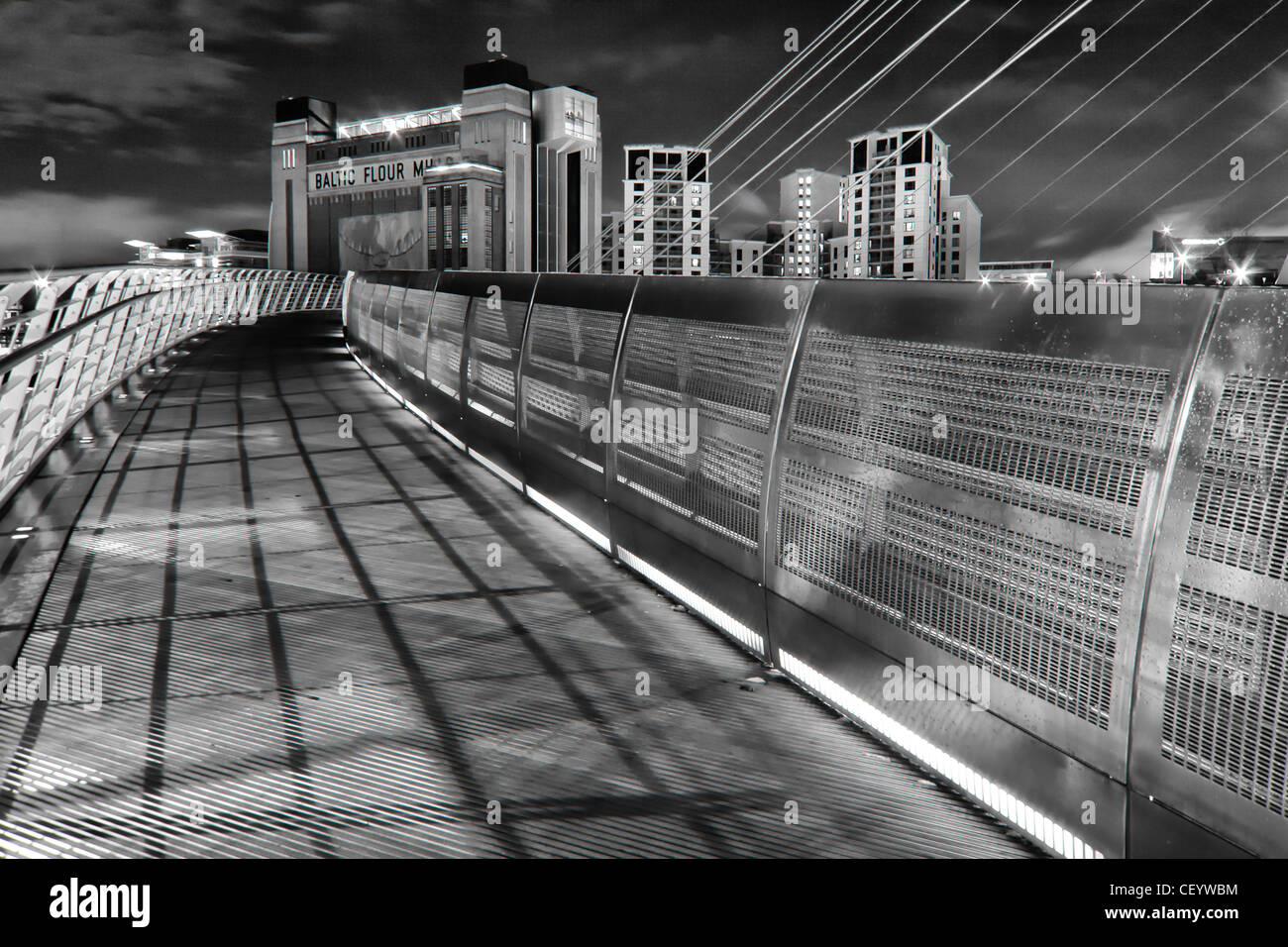 Gateshead Millennium Bridge & Baltic Centre for Contemporary Art at ...