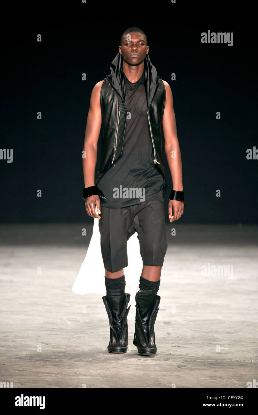 Rick Owens Paris Ready to Wear Spring Summer Male model wearing a black ...