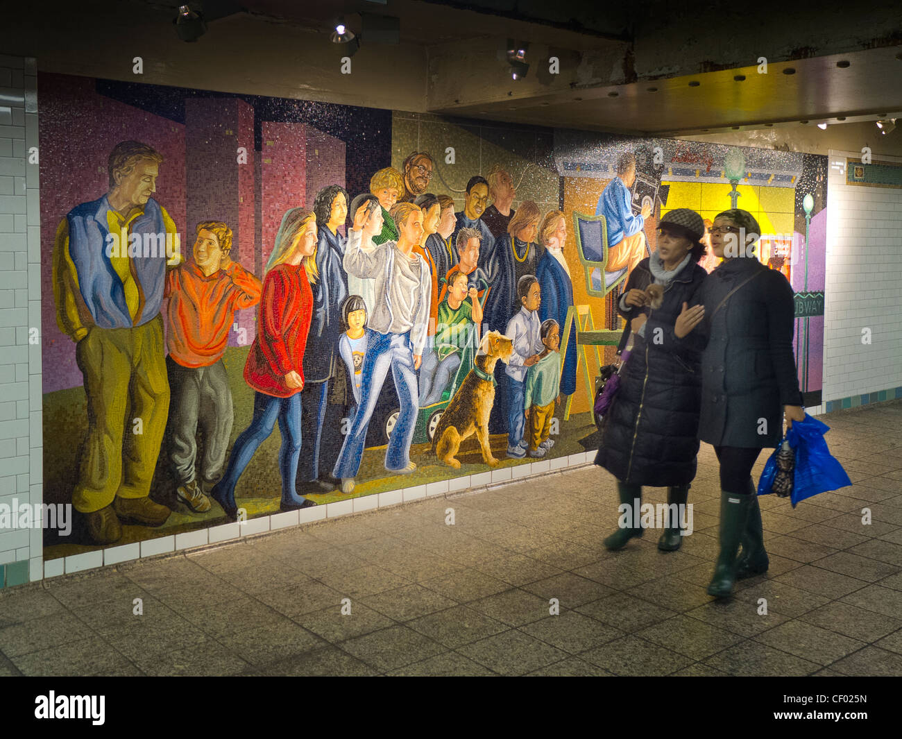 murals in Grand central subway station in NYC Stock Photo - Alamy