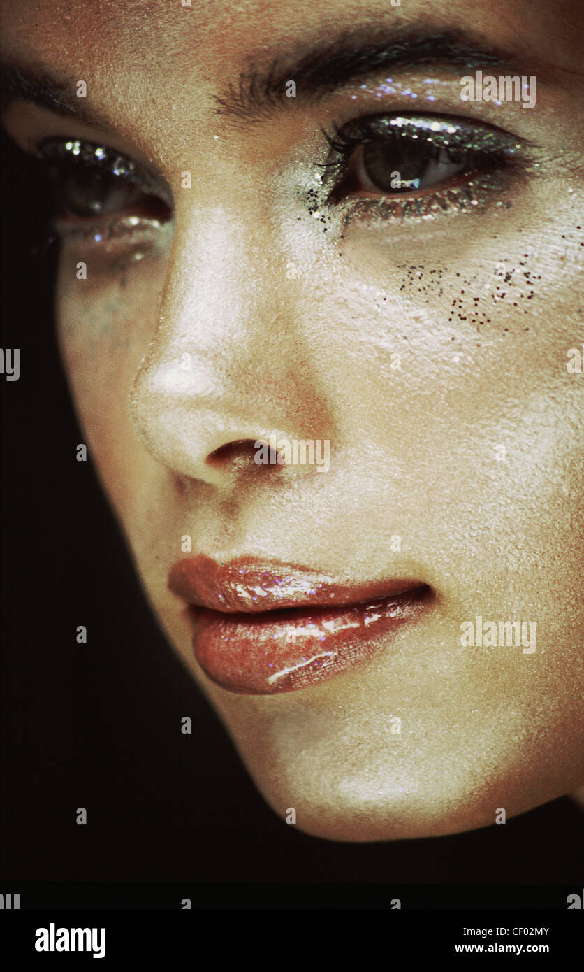 Upper half of face hi-res stock photography and images - Alamy