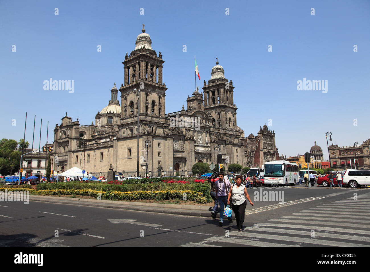 Cathedral and zocalo mexico city hi-res stock photography and images ...