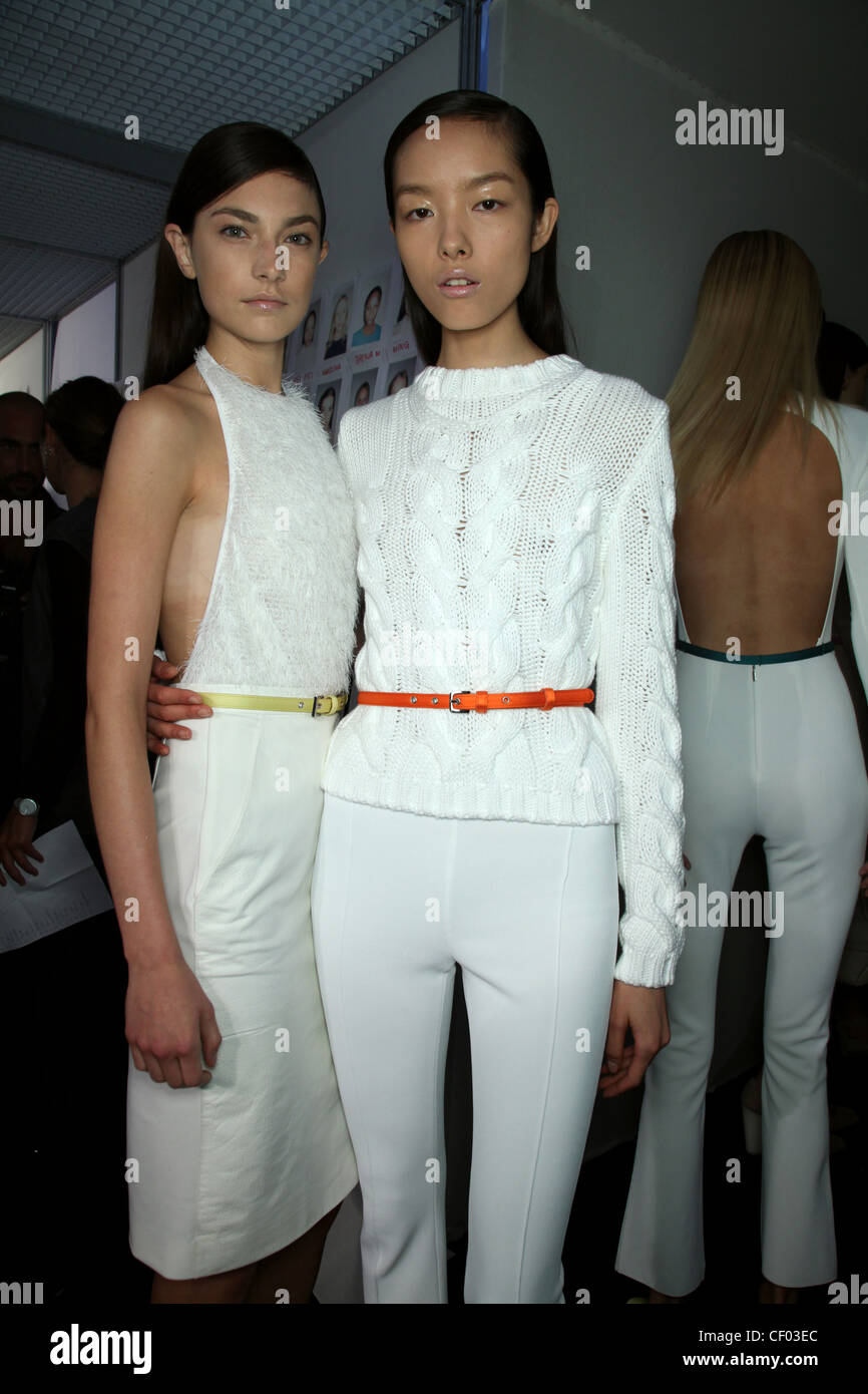 Max Mara Backstage Milan Ready to Wear Spring Summer Stock Photo - Alamy