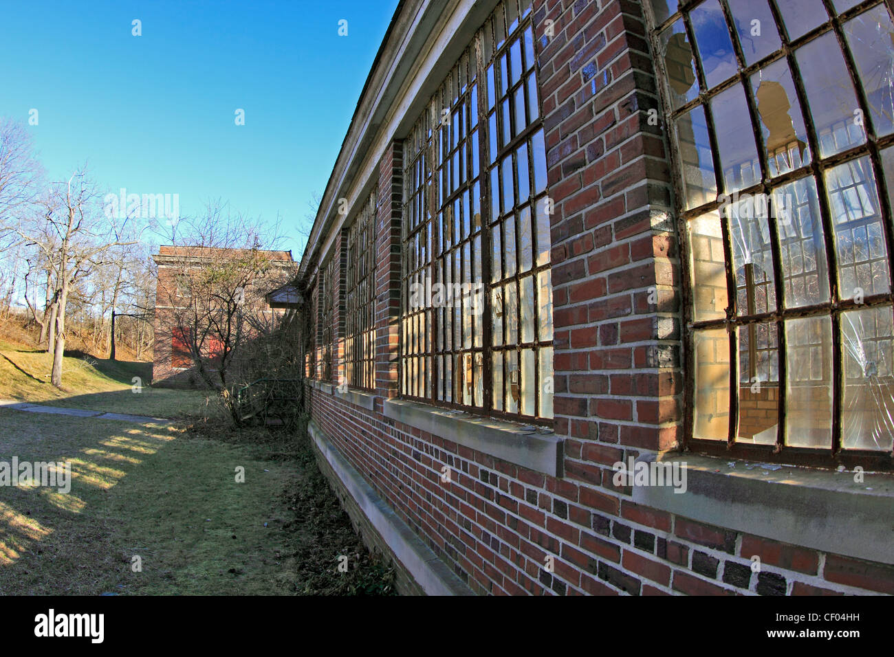 Closed and abandoned building at the Kings Park Psychiatric Hospital ...