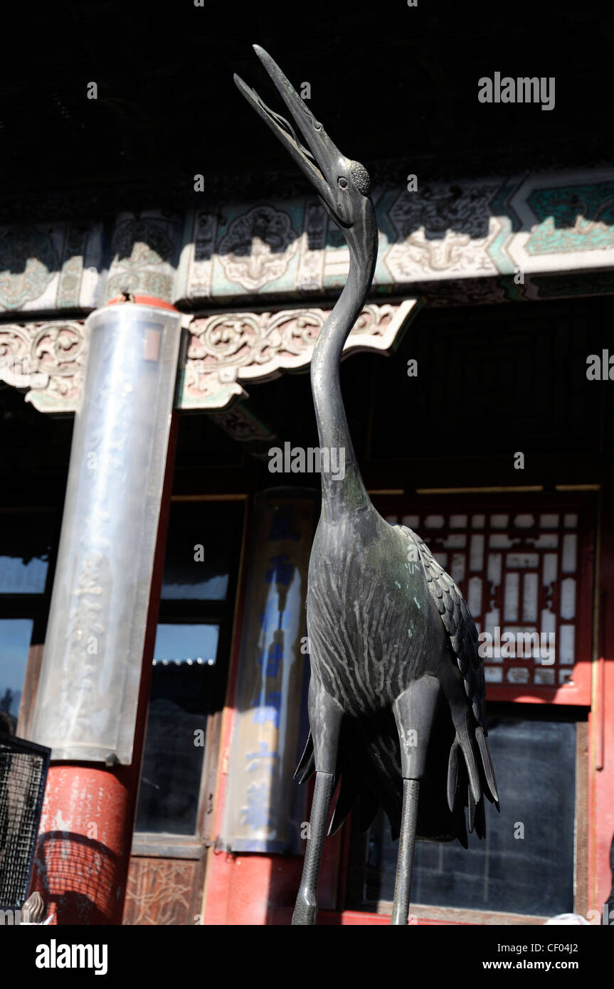 bronze statue long necked crane forbidden city beiing china Stock Photo ...