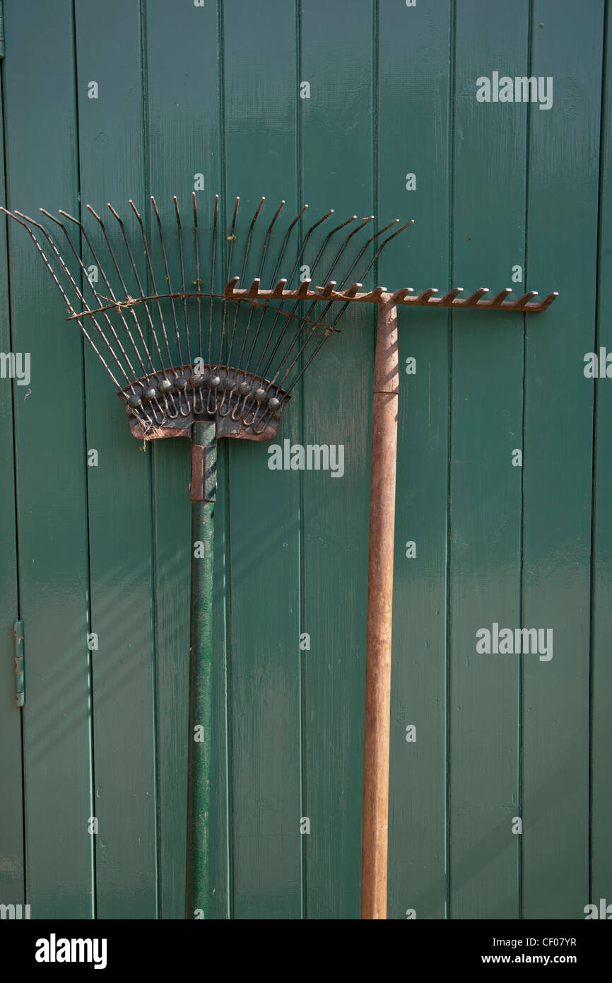 Rake rakes hi-res stock photography and images - Alamy