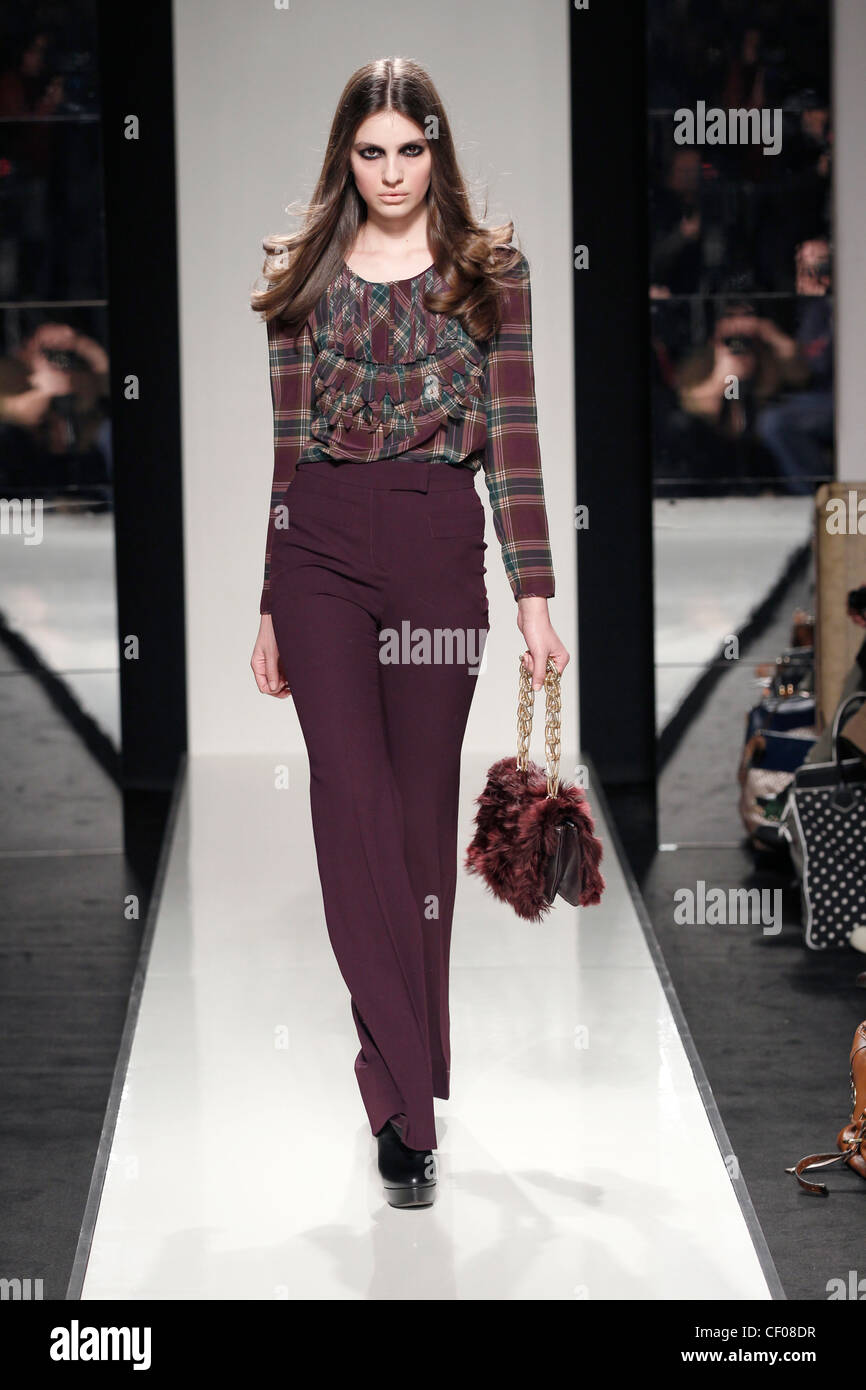 Etienne aigner hi-res stock photography and images - Alamy
