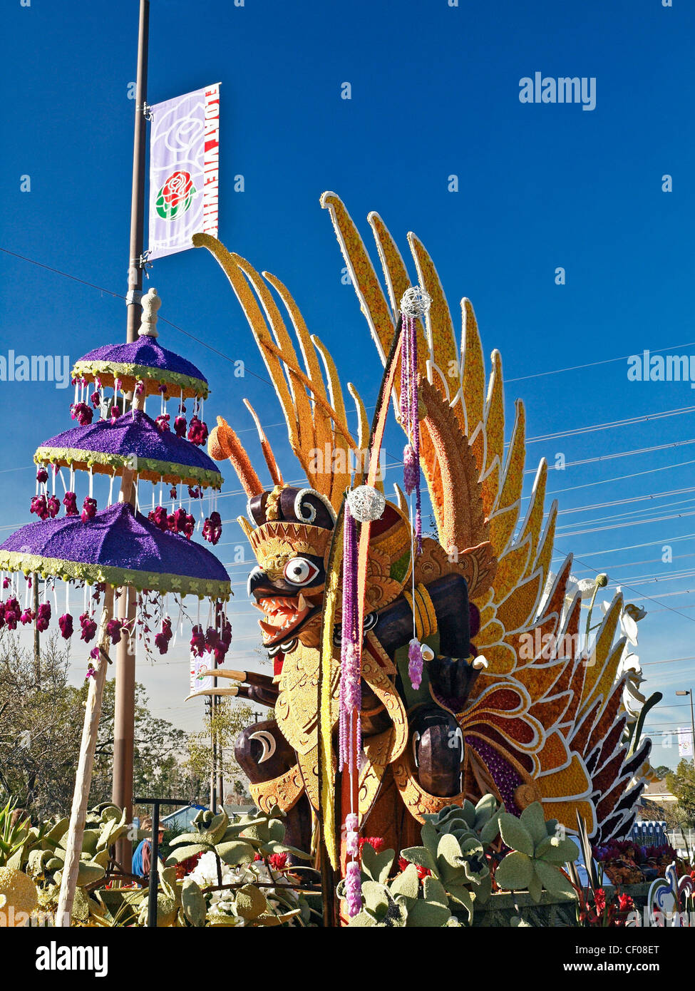 Parade float flowers pageant hi-res stock photography and images - Alamy