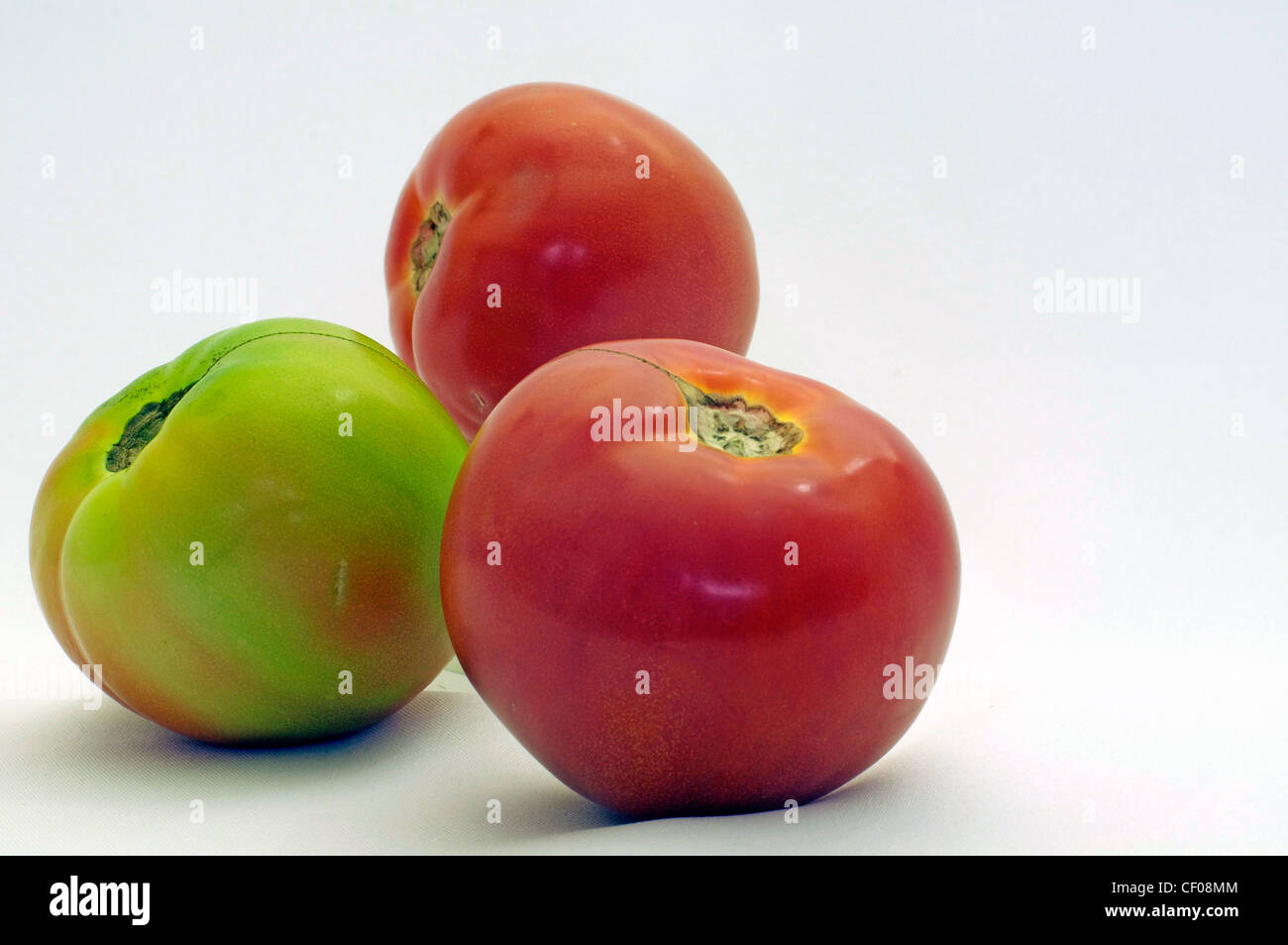 Large green tomatoes hi-res stock photography and images - Alamy