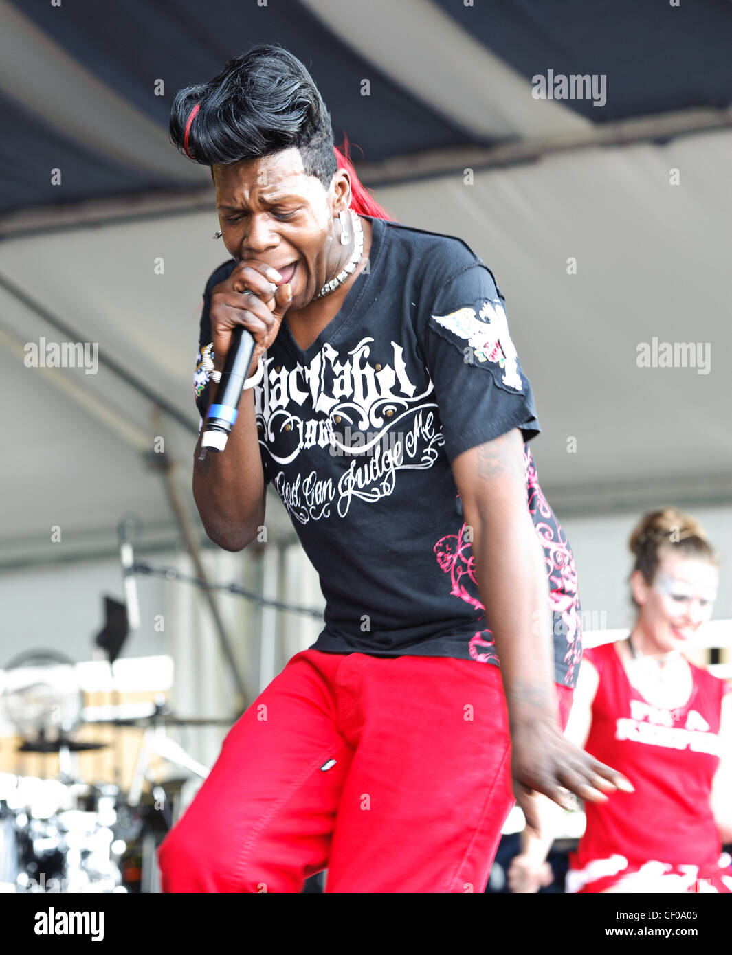 Big Freedia, Sissy Nobby, Katey Red playing at Jazz Fest in New Orleans ...