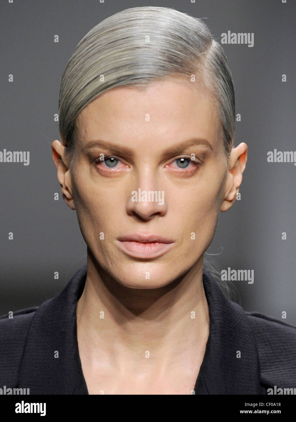 Calvin Klein New York Ready to Wear Autumn Winter American model ...