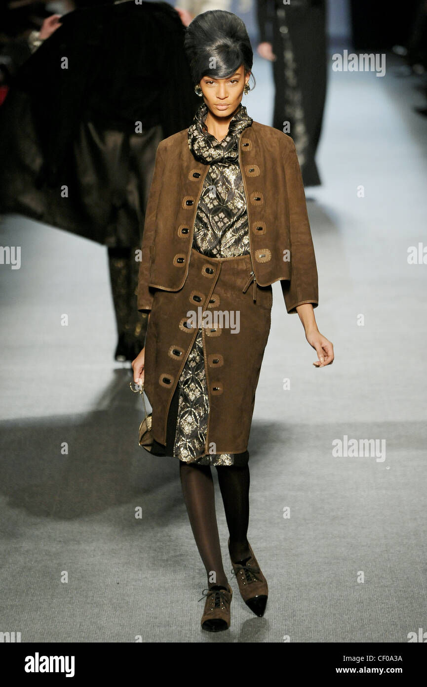 Jean Paul Gaultier Paris Ready to Wear Autumn Winter 2011 2012 Stock ...