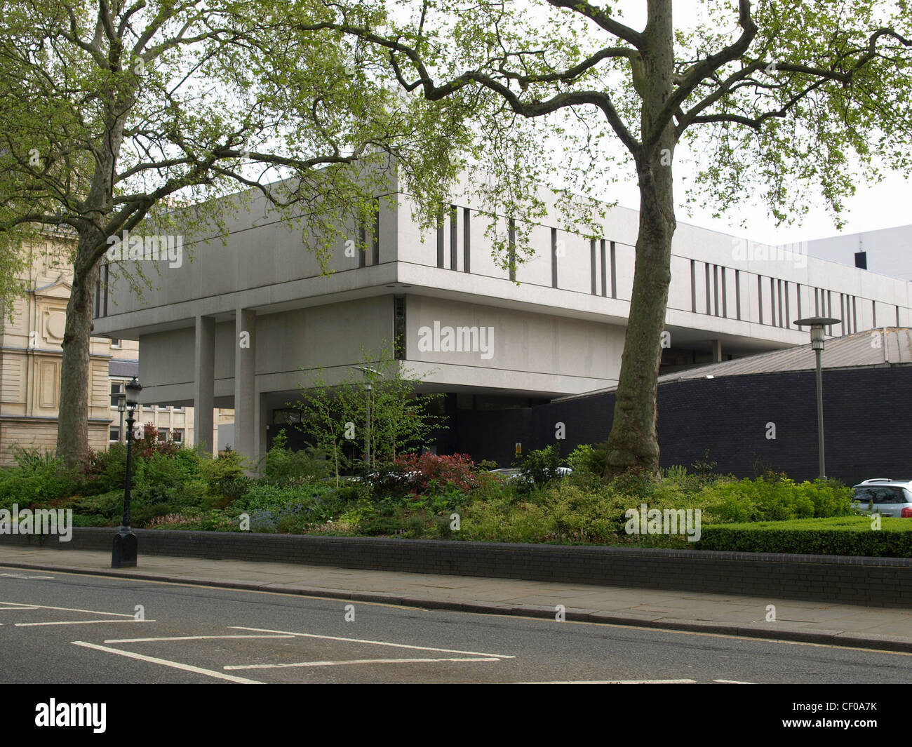 Royal College Of Physicians iconic new brutalist architecture in London ...
