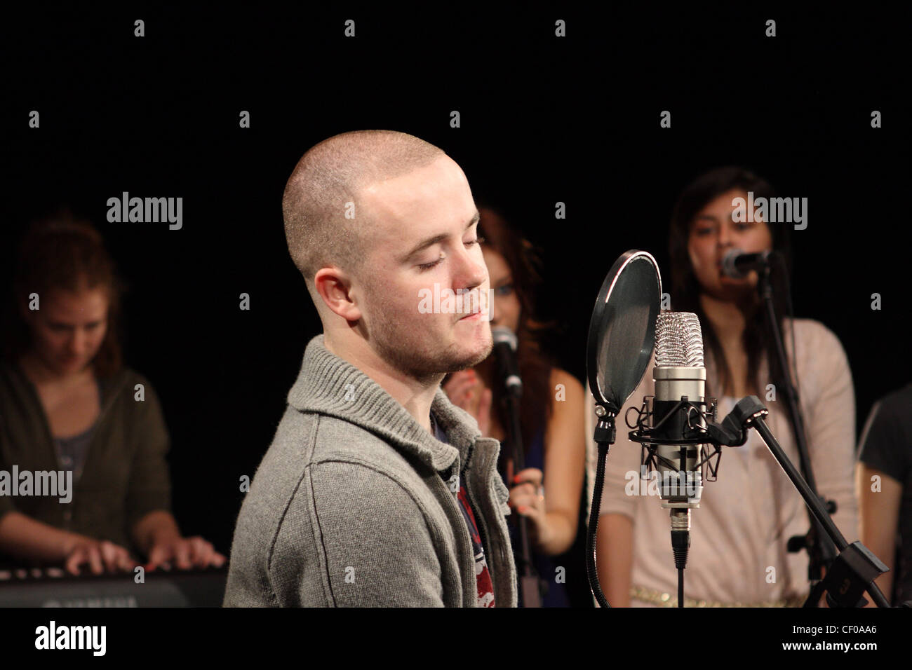 Maverick sabre singer hi-res stock photography and images - Alamy
