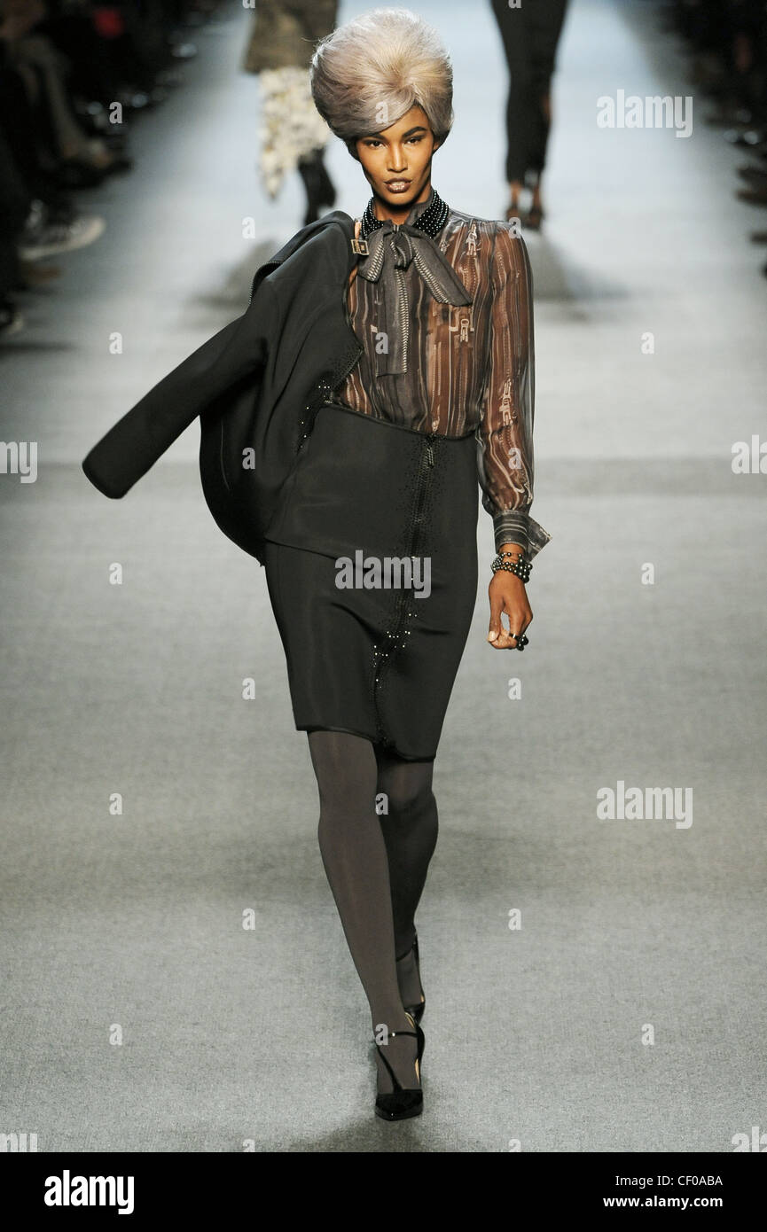 Jean Paul Gaultier Paris Ready to Wear Autumn Winter 2011 2012 Stock ...