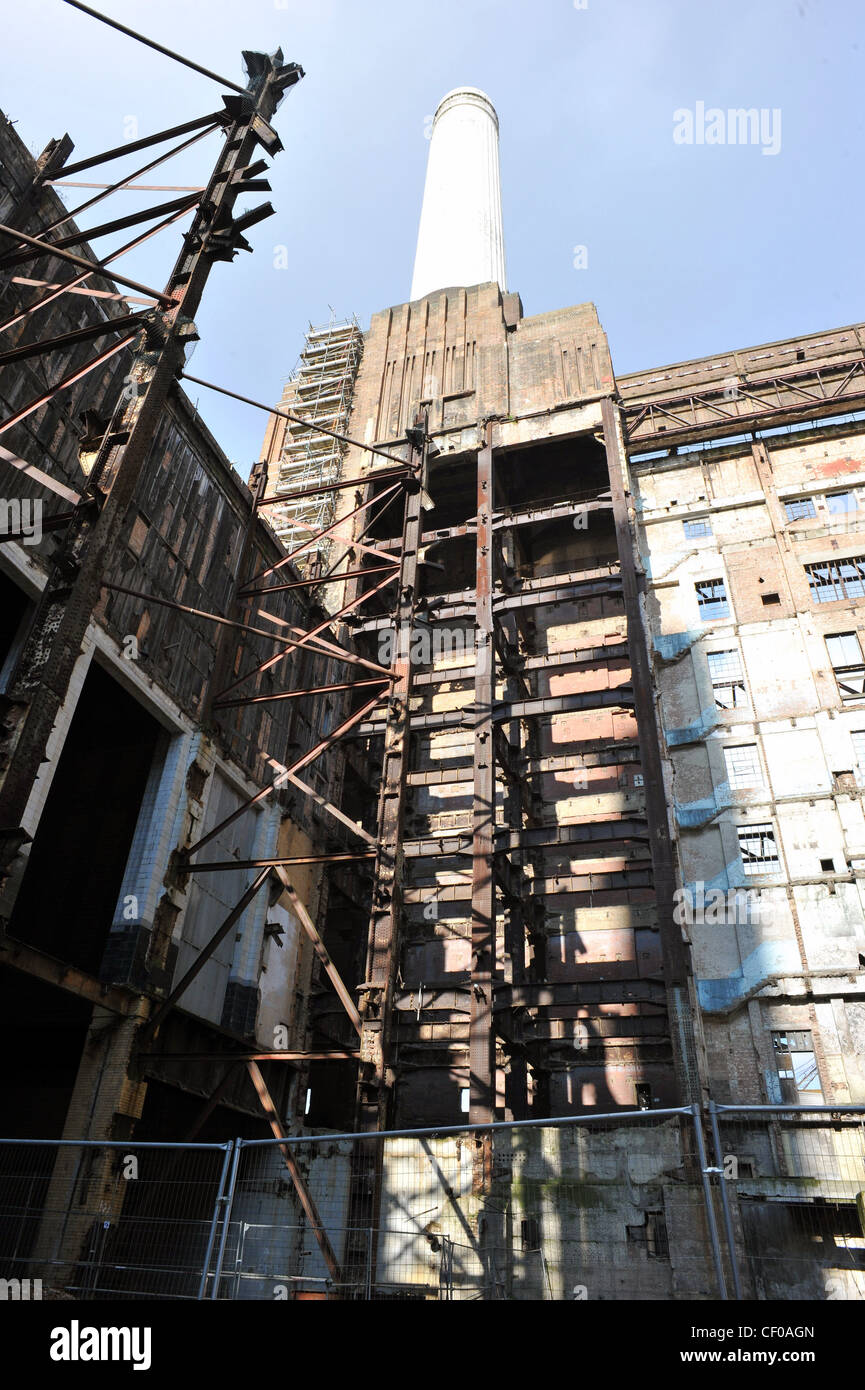 inside view of battersea power station Stock Photo - Alamy