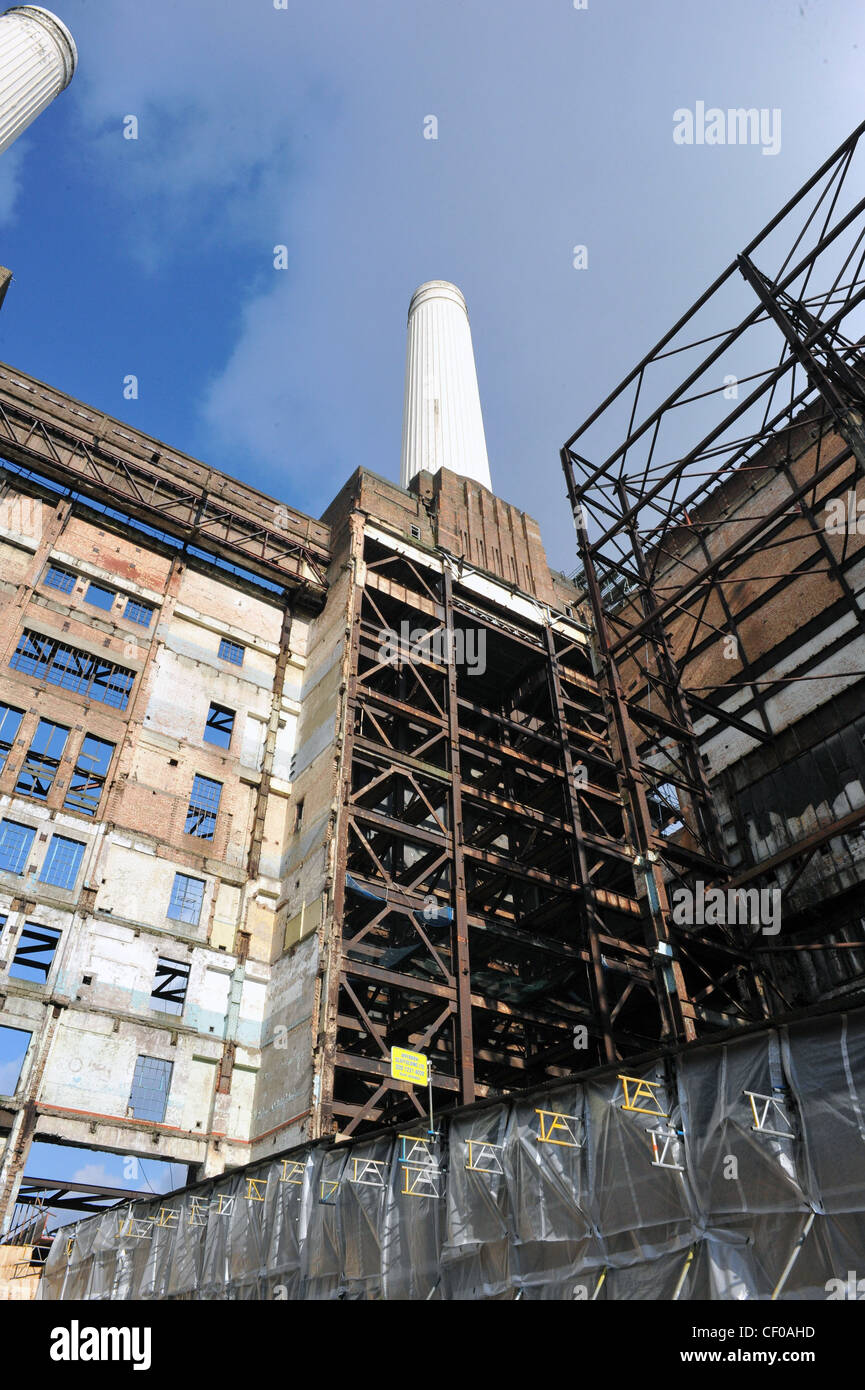 inside view of battersea power station Stock Photo - Alamy