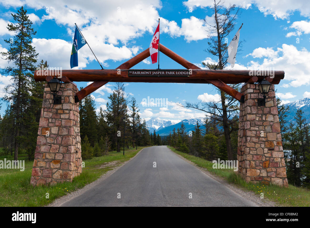 Jasper park lodge hi-res stock photography and images - Alamy