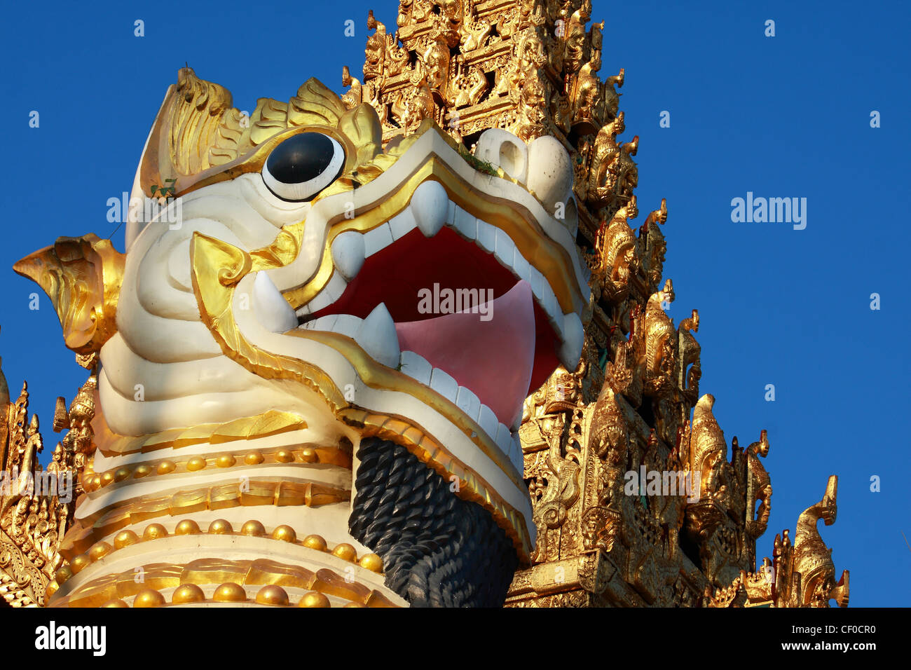 Southeast lion hi-res stock photography and images - Alamy