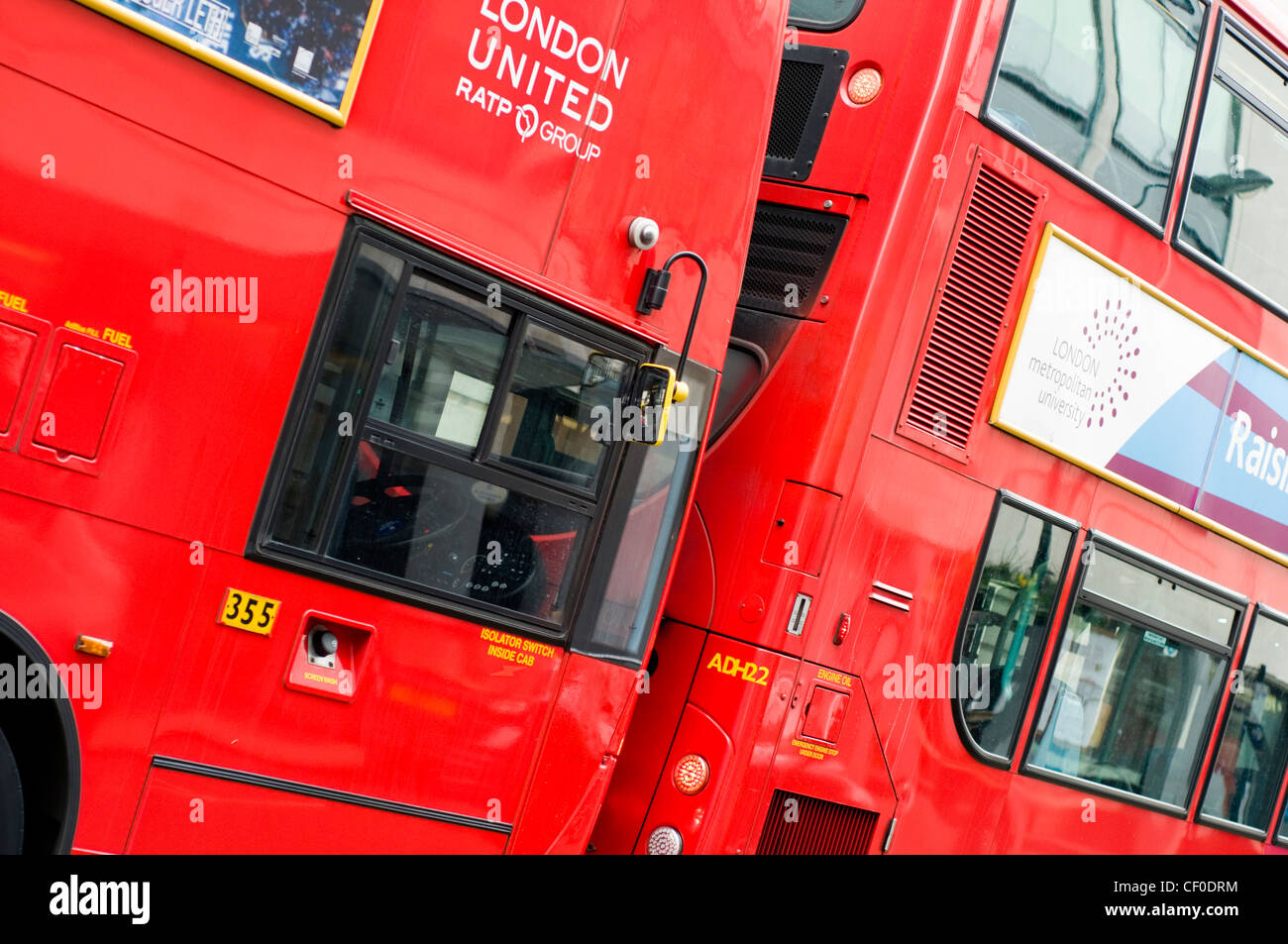 Bus buses busses hi-res stock photography and images - Alamy