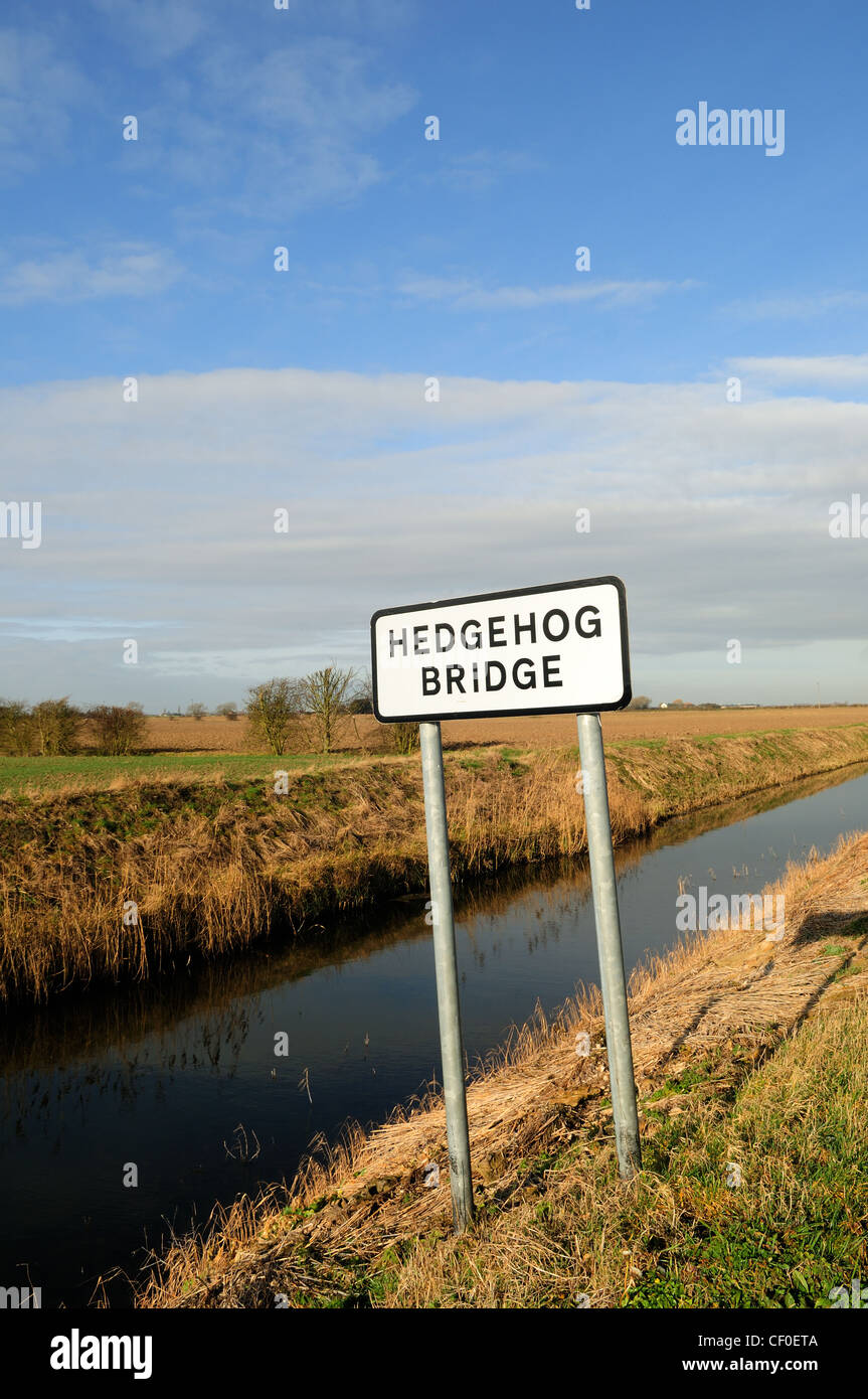 North forty foot bank hi-res stock photography and images - Alamy