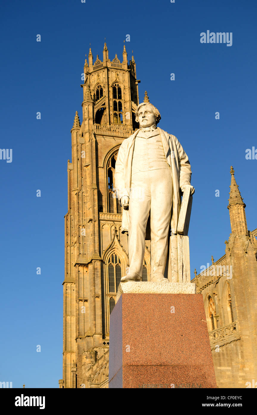 The stump and statue of herbert ingram hi-res stock photography and ...